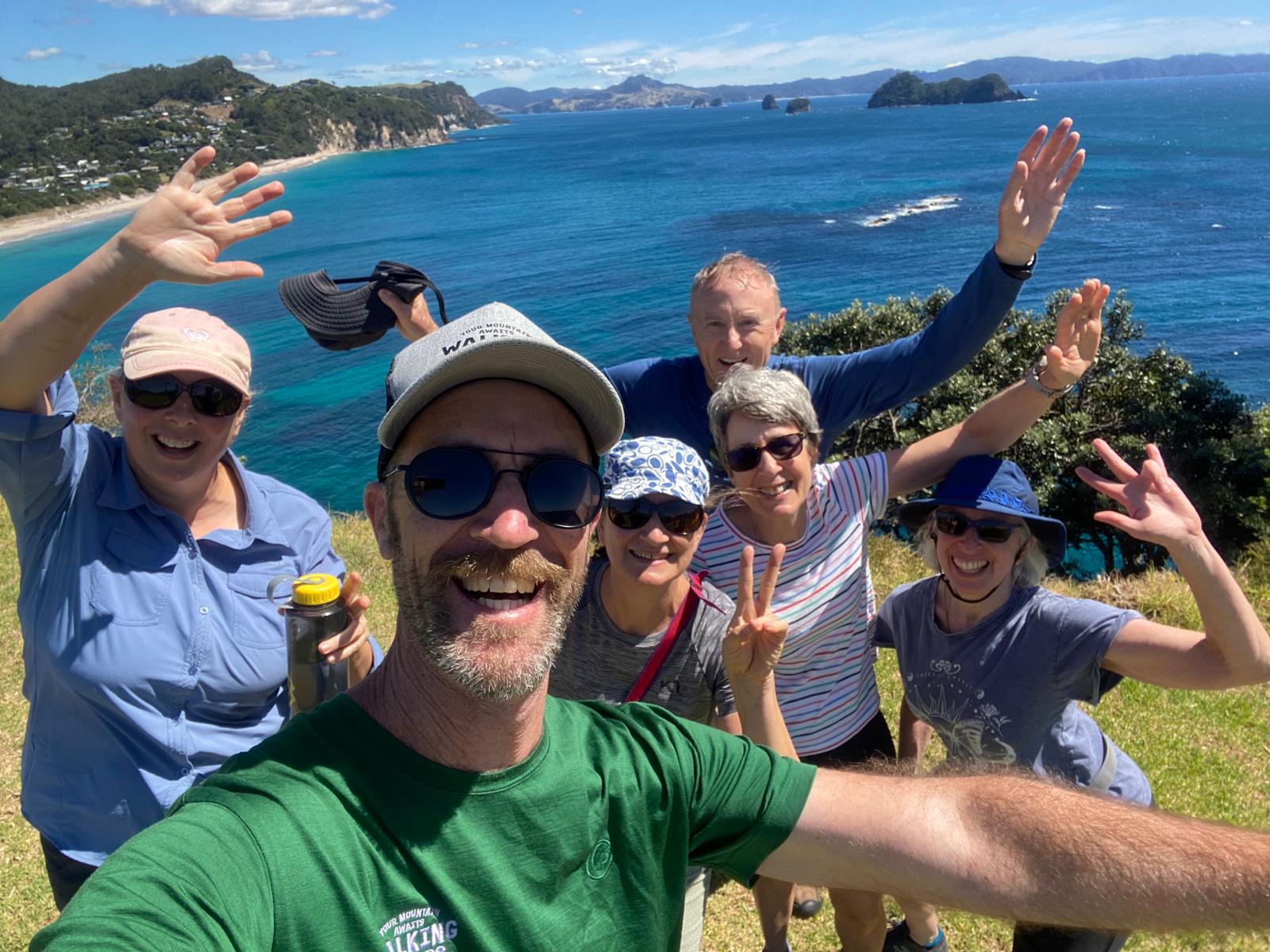 Maximum or Minimum Group Size? - Walking Legends