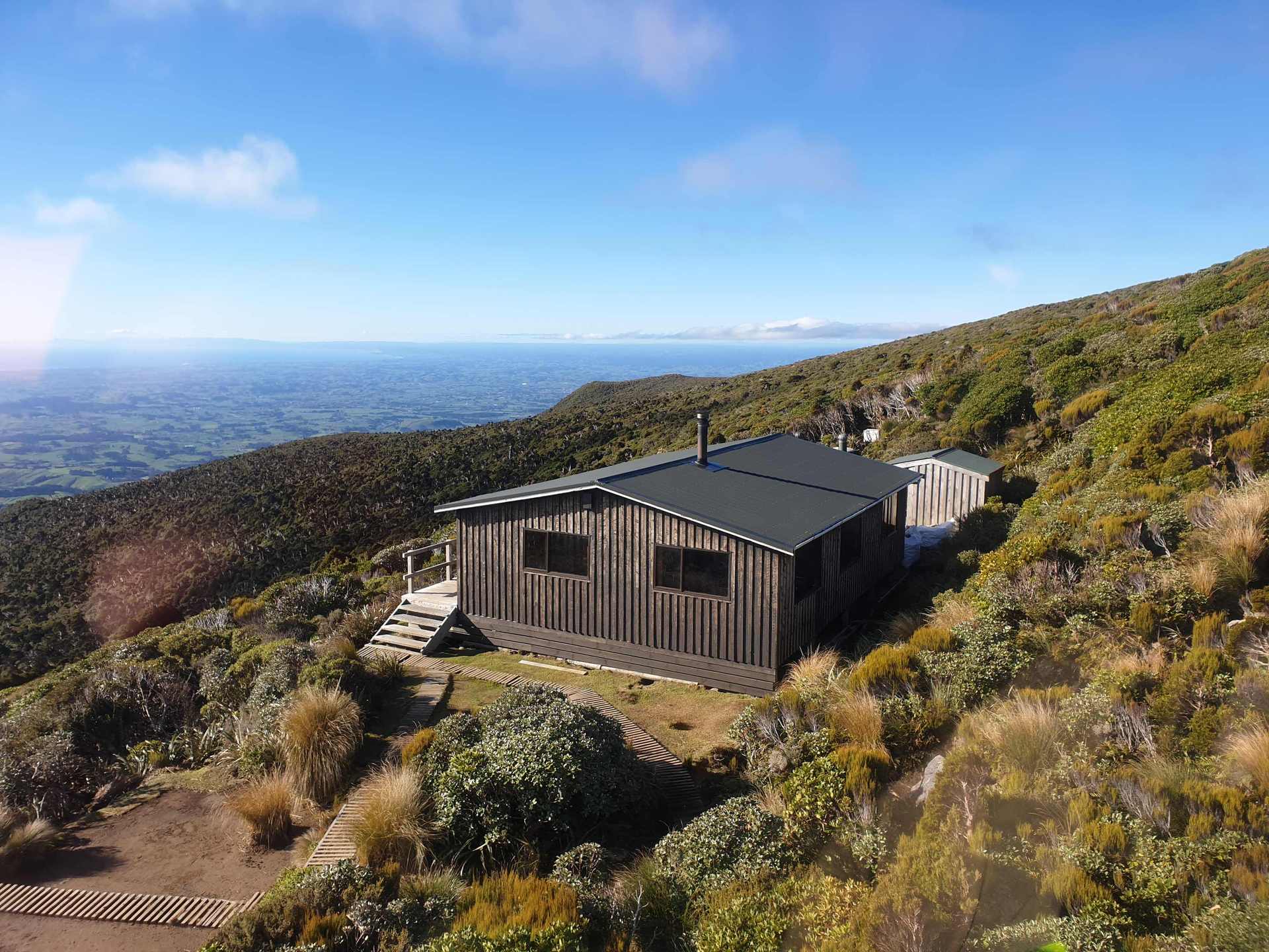 Step By Step Guide To The Pouakai Crossing - Walking Legends